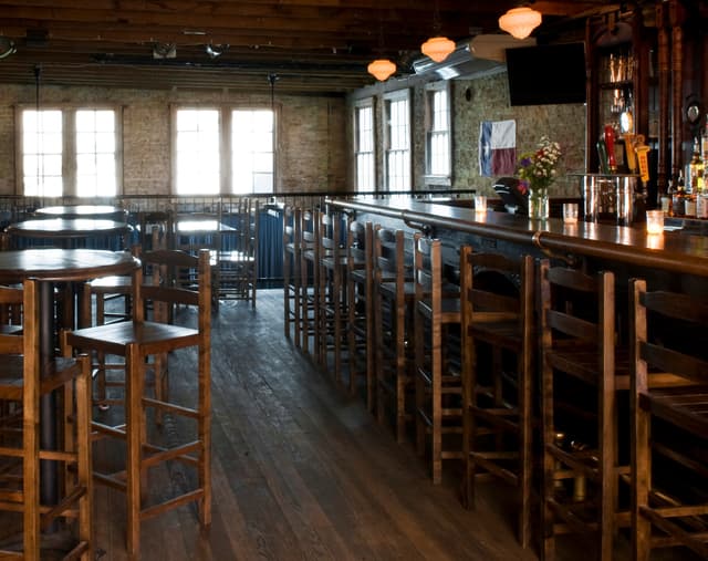 Upstairs Bar at Stubb’s Waller Creek Amphitheater - Event Space in in ...