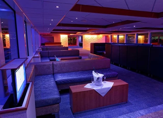 Infinity at Manhattan Yacht Charters - Boat / Yacht in in New York, NY ...