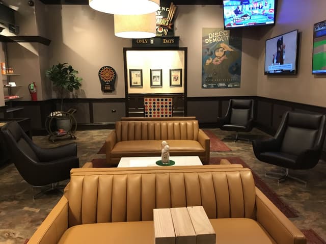Game Room at Chicago Sports Museum - Museum / Gallery in in Chicago, IL ...