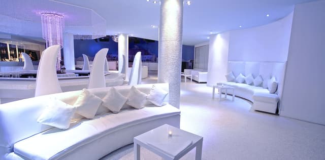 Event Space at Pearl Champagne Lounge - Event Space in in Miami Beach ...