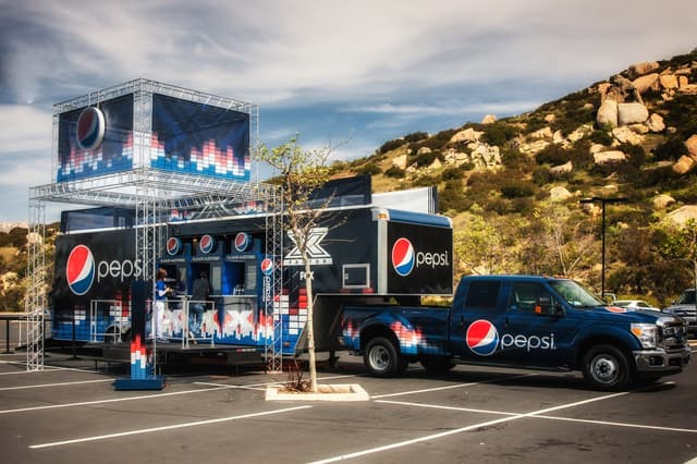 10+ Photos of Pepsi-sponsored Events Around the World | The Vendry