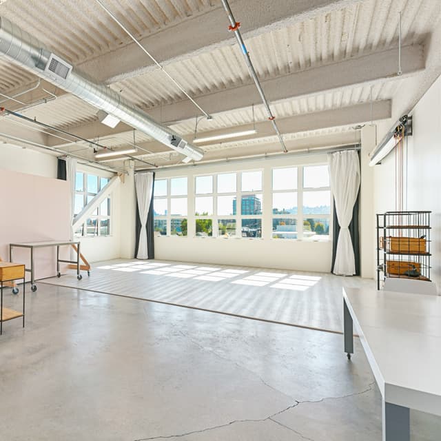 The Apex Studio - Photo Studio in Portland, OR | The Vendry