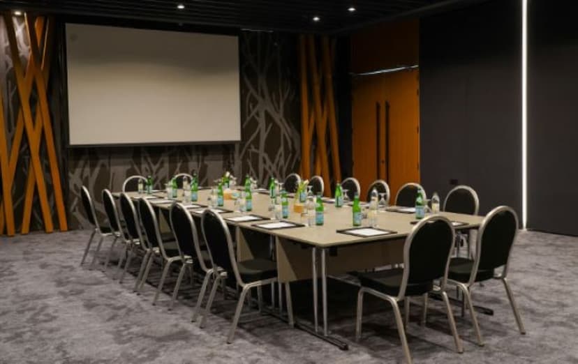 Al Bustan II at Al Khoory Sky Garden Hotel - Hotel