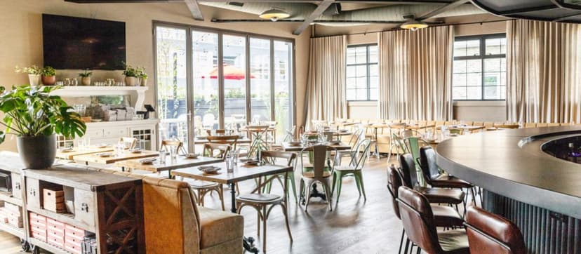 The 12 Best Rooftop Restaurants In Chicago For Alfresco Dining